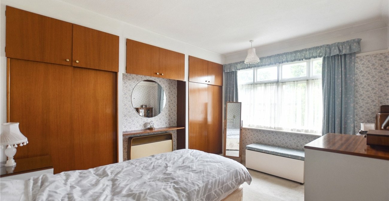 house for sale in Bexley, DA5 | Robinson Jackson