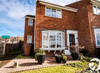 Properties for sale in Strood | Robinson Jackson