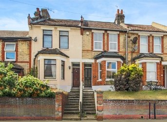 2-bedroom Houses for sale in In London within 50-miles under 300000 ...